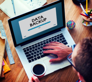 Cloud Storage vs Online Backup [The Difference in 2023 ]